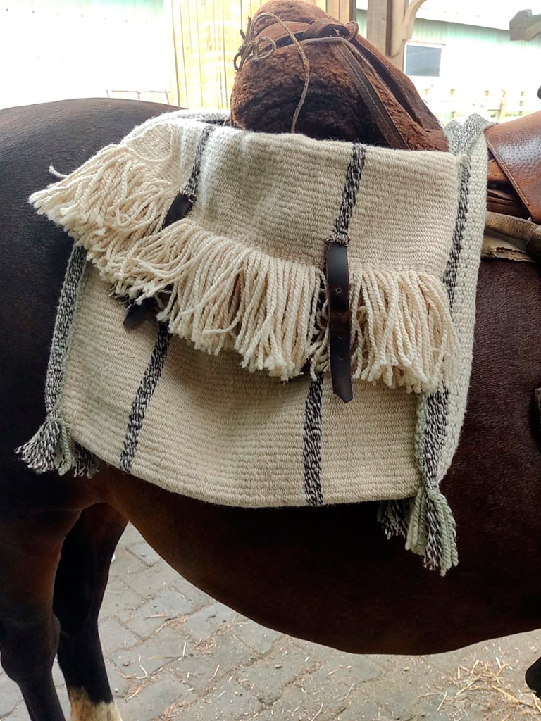 Alforja de Lana Artesanal - Cabalgatas